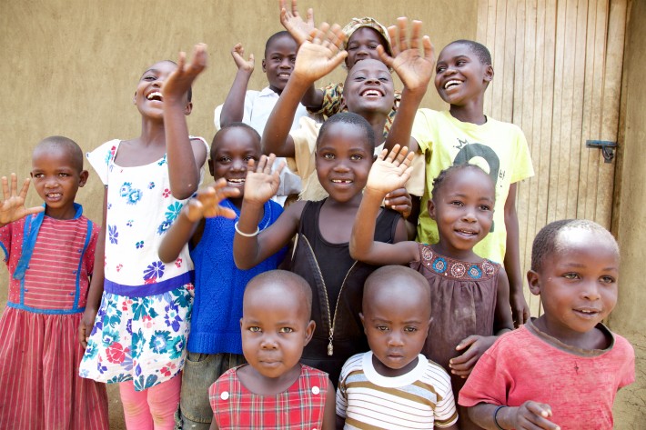 Battling Jiggers in Western Kenya - Ace Africa